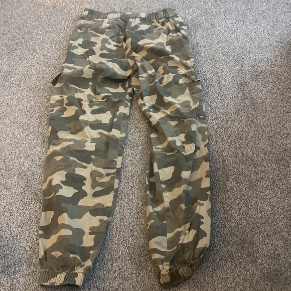 refuge | Pants & Jumpsuits | Refuge Camo Cargo Pants | Poshmark